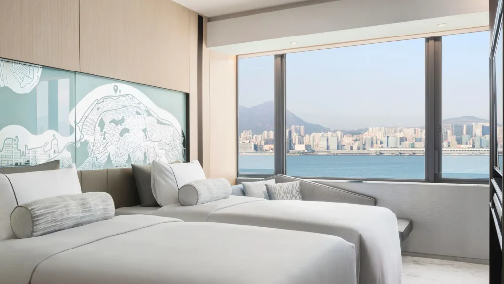 Hyatt Centric Victoria Harbour - Matkatoimisto Aktiv-Resor